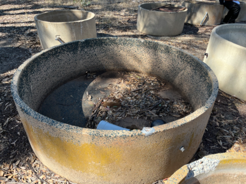 Lot 64 - 4 x Circular Concrete Water Troughs | AuctionsPlus