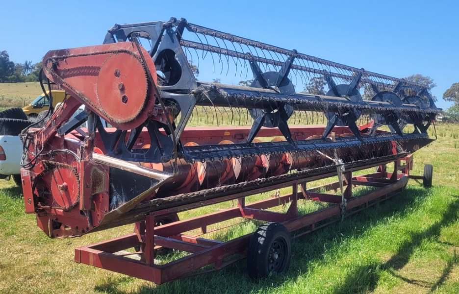 Lot 10 - Case 1010 25ft Fixed Front | AuctionsPlus