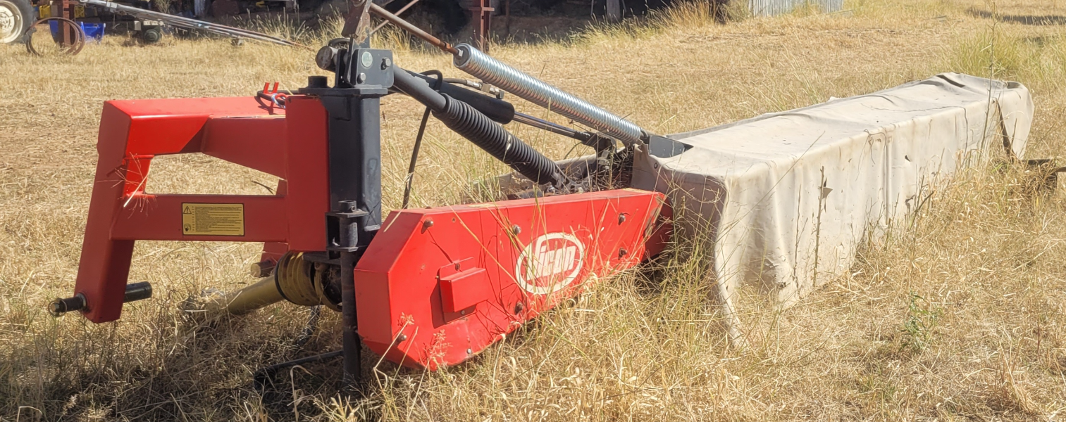 Lot 13 - 3.2M Vicon PTO 3PL Disc Hay Mower | AuctionsPlus