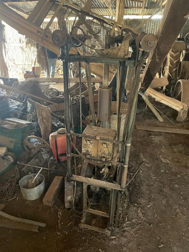 Lot 66 - Portable Shearing Plant | AuctionsPlus