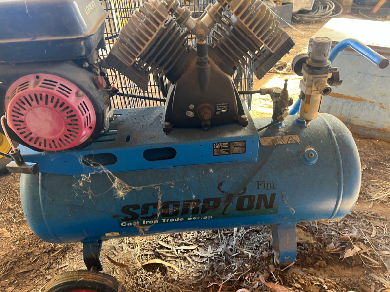 Lot 8 - Scorpion petrol air compressor. | AuctionsPlus