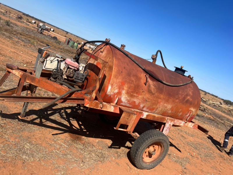 Lot 92 - 2000gal diesel fuel cart | AuctionsPlus