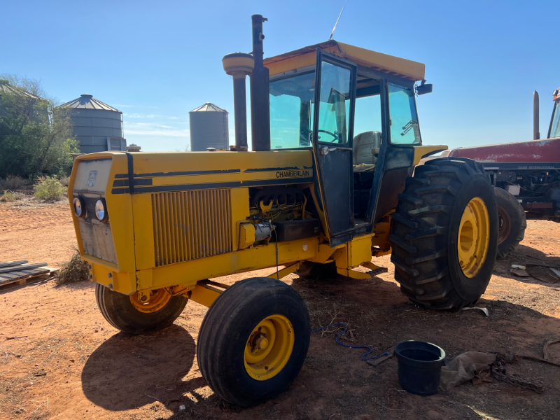 Lot 13 - Chamberlain 4480b cab tractor, new tyres, pto, 2 remotes ...