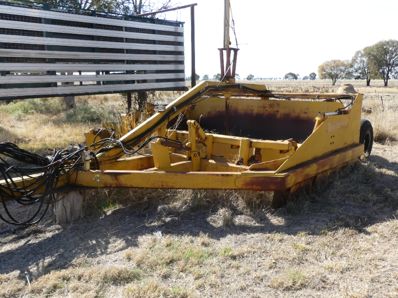 Lot 97 - O'brien 13ft Laser Bucket. | AuctionsPlus
