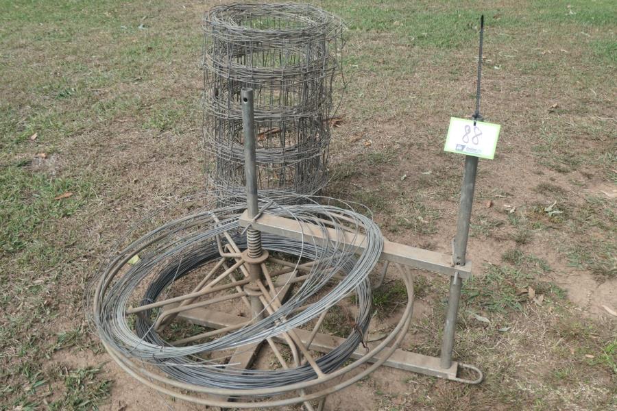 Lot 88 - Fencing Wire Spinner and Fencing wire | AuctionsPlus