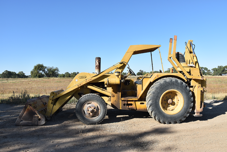 2 - FEL & Backhoe, Conquip Loader A3361 | AuctionsPlus