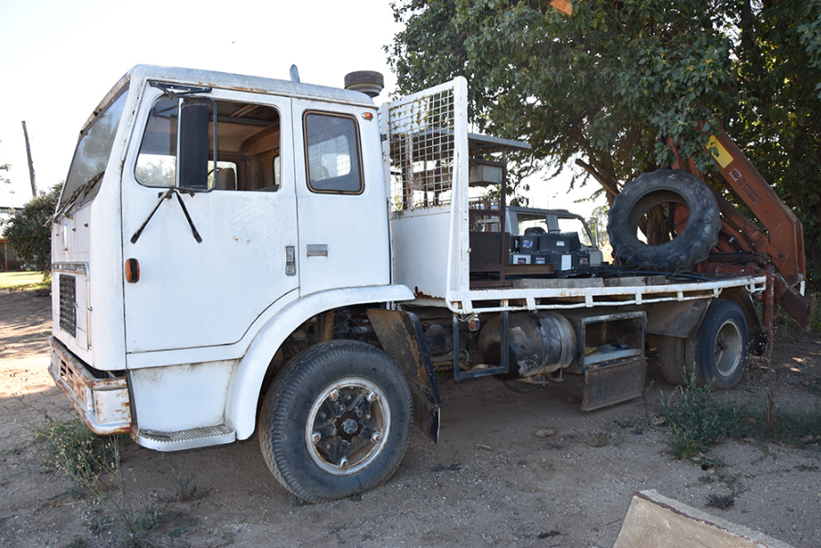 4 - 1974 International Acco 1830A Truck | AuctionsPlus