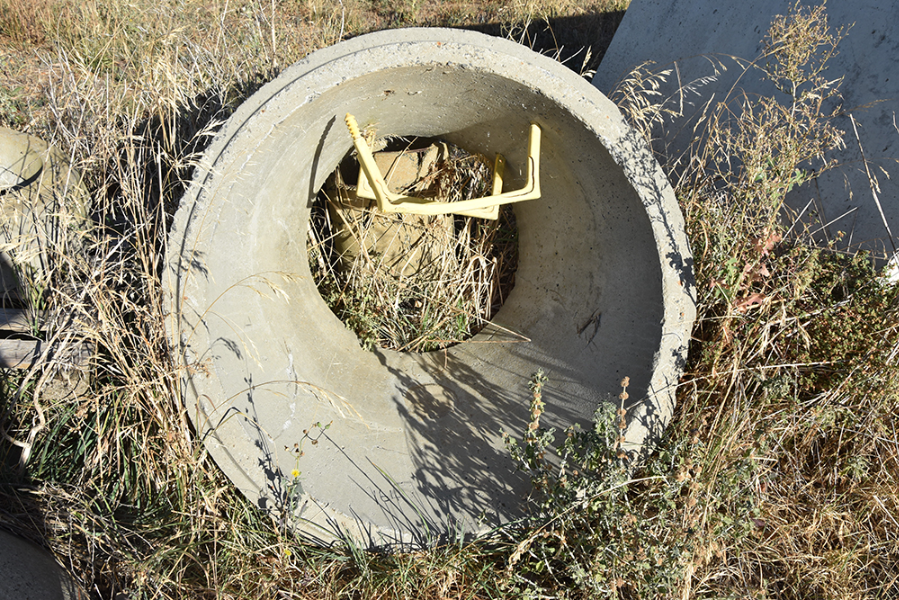 164 - Manhole Entry | AuctionsPlus