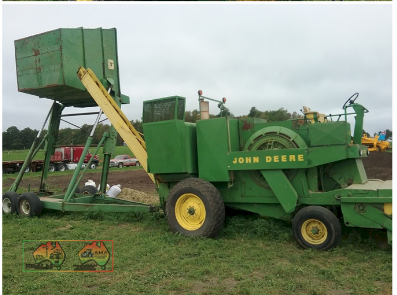 Lot 3 - John Deere 425 Lucerne Cuber (circa 1980) Disassembled ...