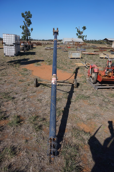 Lot 22 - Grainline pencil auger | AuctionsPlus