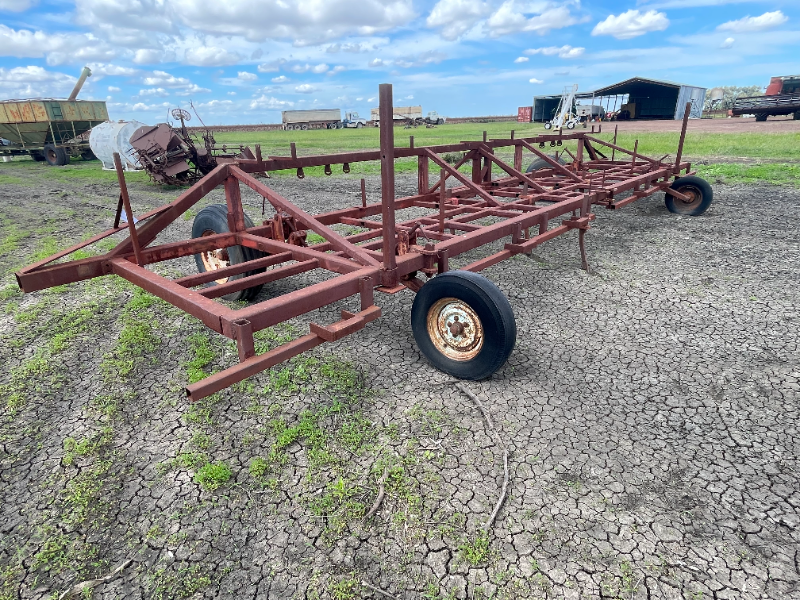 Lot 38 - 3PL 9m bar with depth wheels front & rear, modify to suit your ...