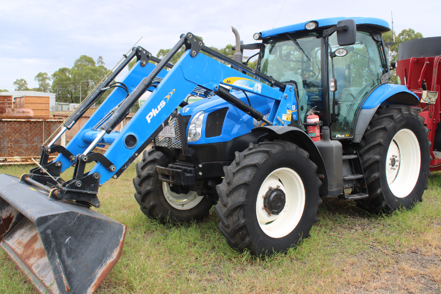 New Holland T6050 & front end loader | AuctionsPlus