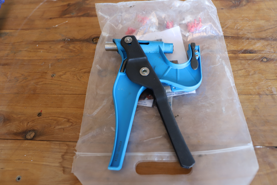 Lot 151 - TSU Applicator | AuctionsPlus