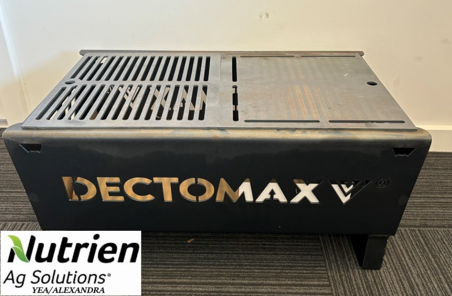 Lot 2 - Dectomax V Fire Pit | AuctionsPlus