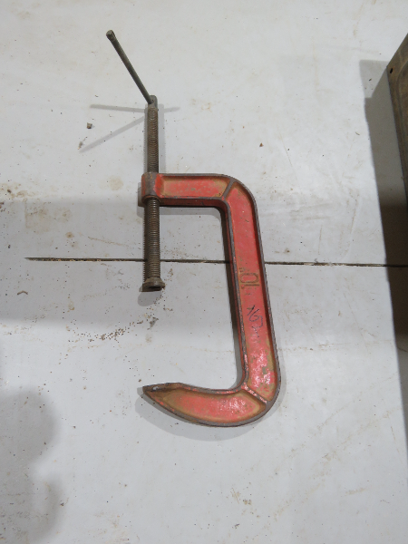 Lot 162 - 10' CLAMP | AuctionsPlus