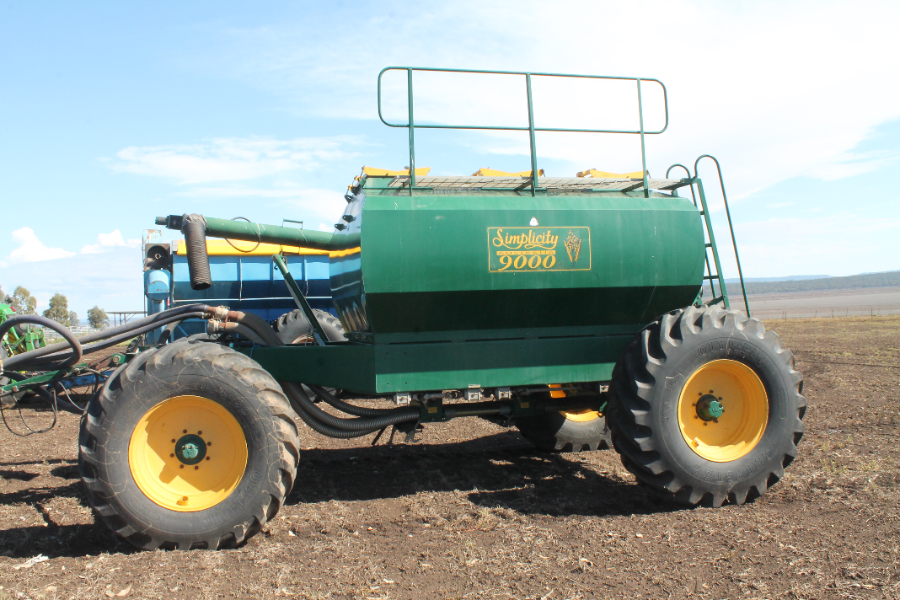 Lot 29 - Simplicity 9000 Aircart | AuctionsPlus