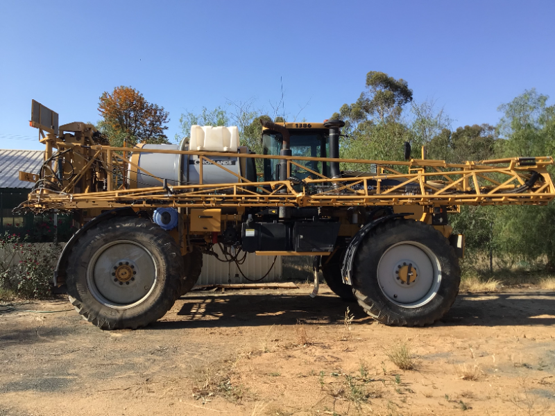 Lot 35 - 2010 Croplands 1386 Rogator | AuctionsPlus