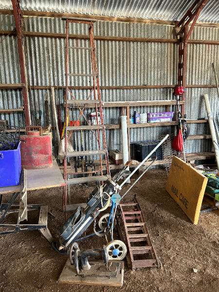 Lot 57 - Sewing Machine, Golf Cart, Ladder & Ramps | AuctionsPlus