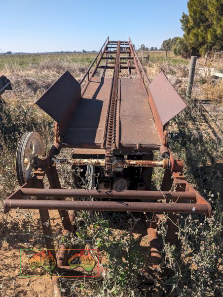 Lot 68 - (7491) HAY ELEVATOR | AuctionsPlus
