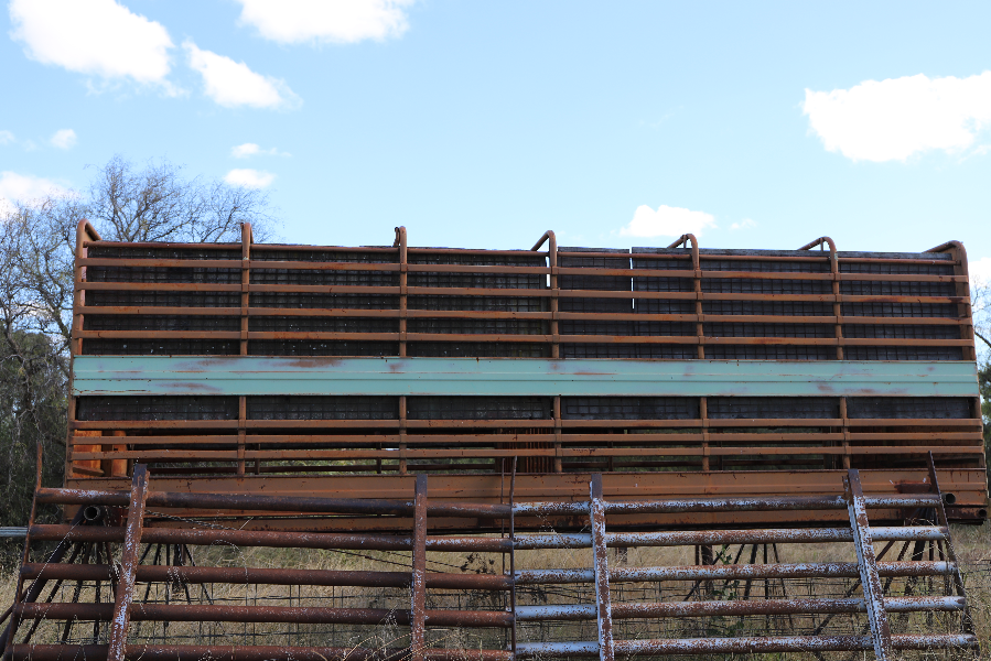 Lot 60 - Stock Crate (2 decks) | AuctionsPlus