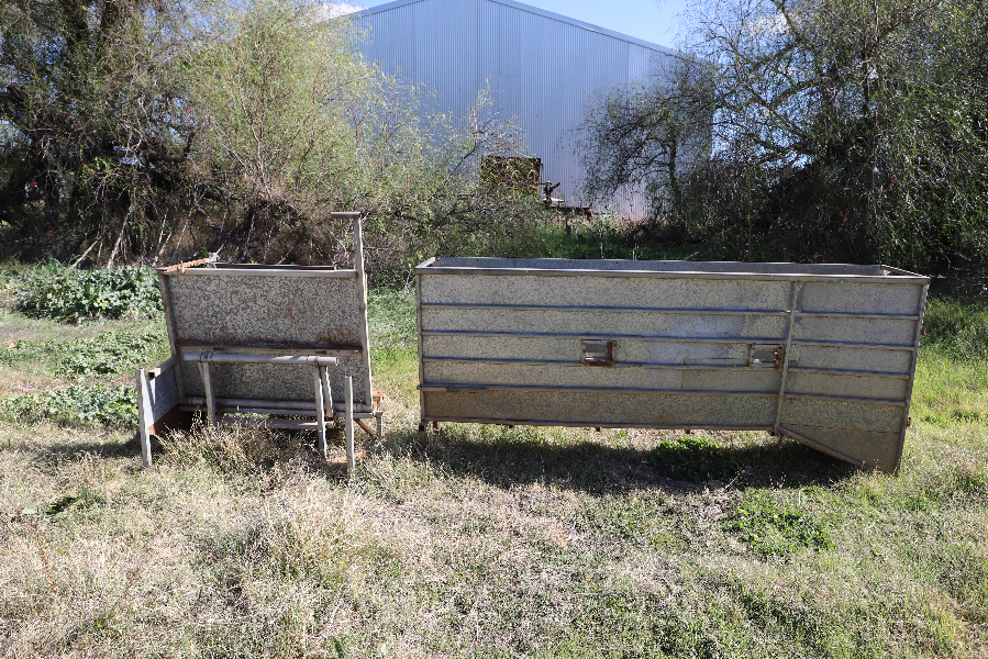 Lot 62 - Mid Side Sampling crate with lead up | AuctionsPlus