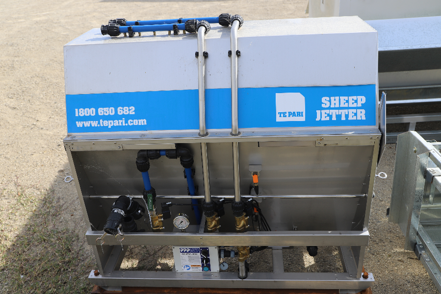 Lot 16 - Te Pari Jetter | AuctionsPlus