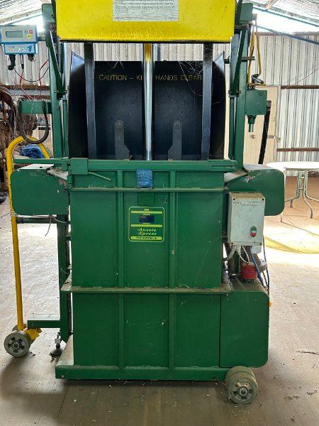 Lot 66 - TPW Australia Wool Press | AuctionsPlus