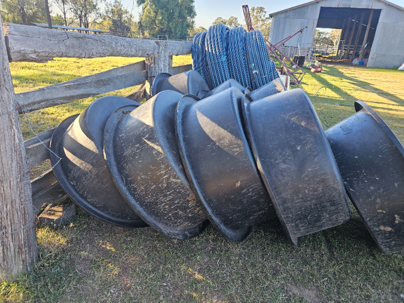 Lot 8 - 8 x Bushman Poly Troughs | AuctionsPlus
