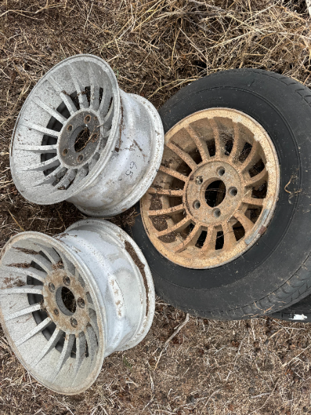Lot 65 - Holden Hurricane rims, set of 4, 14' | AuctionsPlus