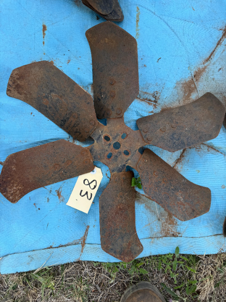 Lot 83 - V8 engine fan | AuctionsPlus