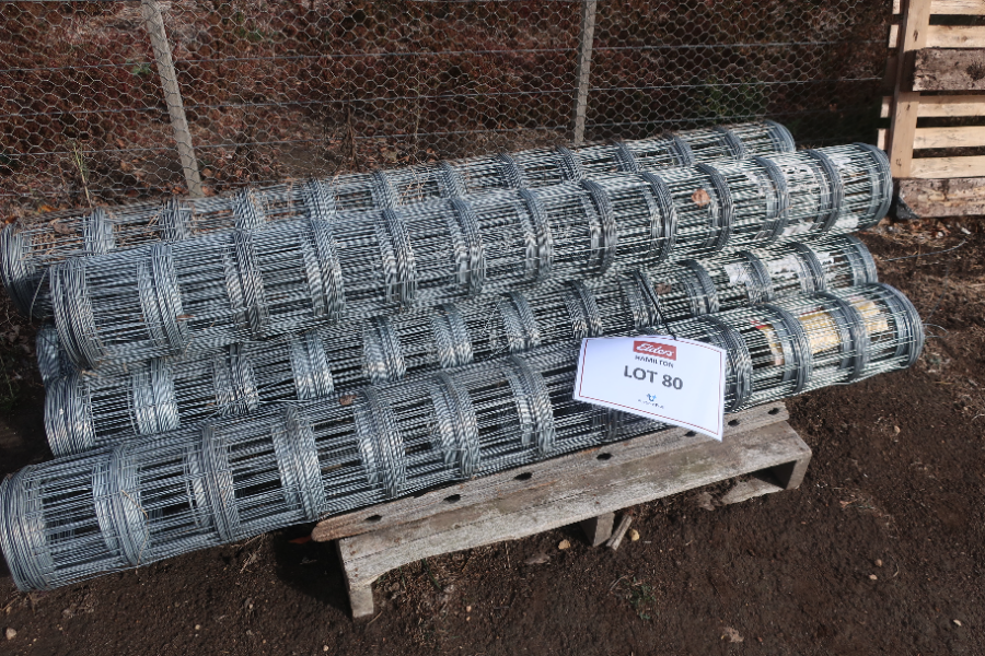 Lot 80 - Shed Safety Mesh x 7, Colorbond off cuts, PVC Pipe 1x 4800mm ...