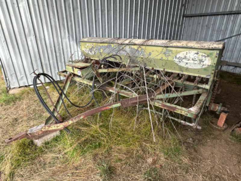 Lot 24 - JOHN SHEARER DISC PLANTER | AuctionsPlus