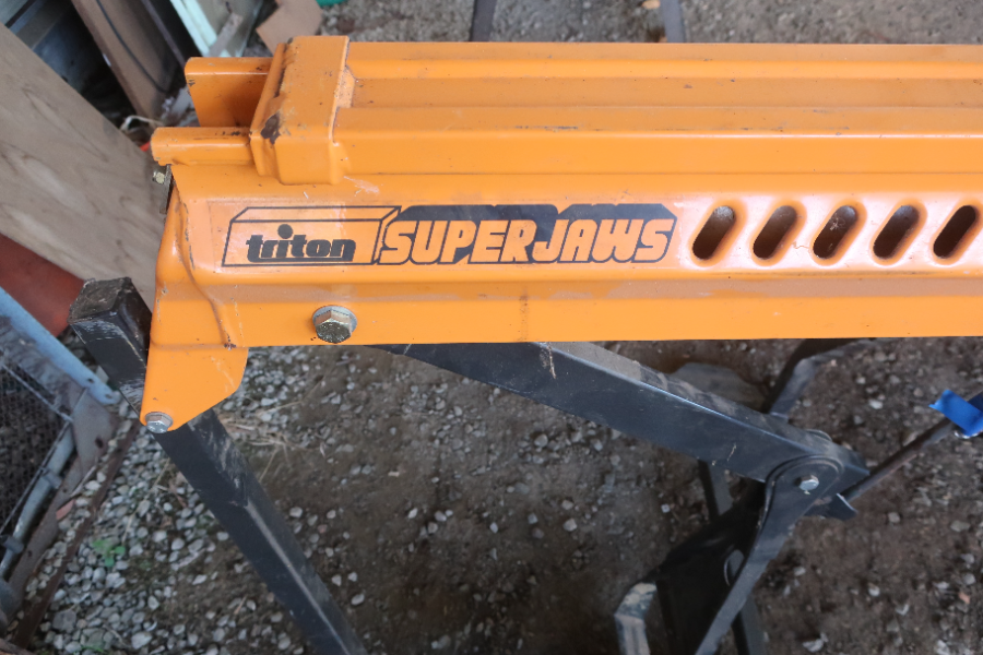 Lot 202 - Titan Super Jaws Clamp/Vice | AuctionsPlus