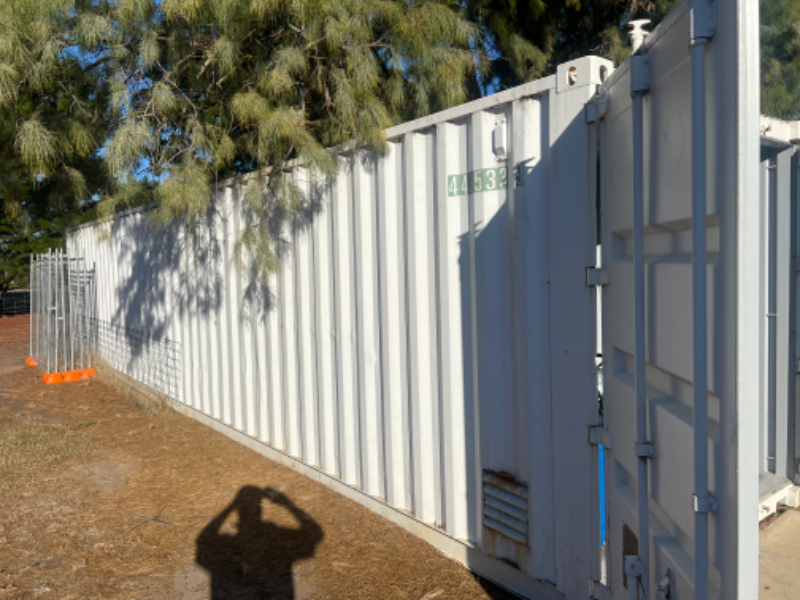 Lot 72 - 40ft shipping container | AuctionsPlus