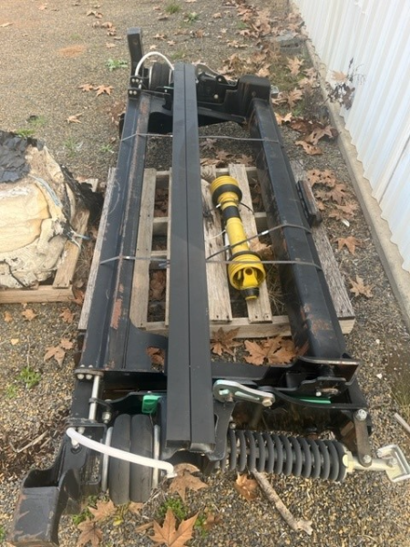 Lot 215 - MIDWEST FRONT FEEDER COMPLETION PACKAGE | AuctionsPlus