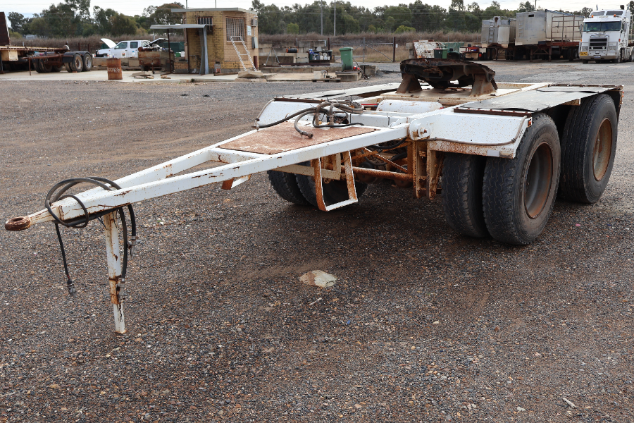 Lot 97 - Bogie Road Train Dolly | AuctionsPlus