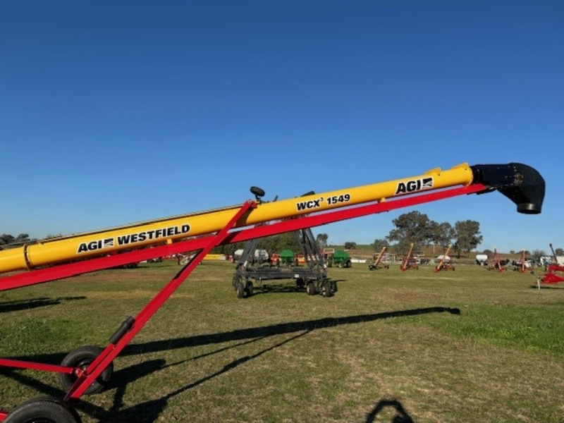 Lot 124 - AGI Westfield WCX3 15:49 (Top Drive Field Loader) | AuctionsPlus