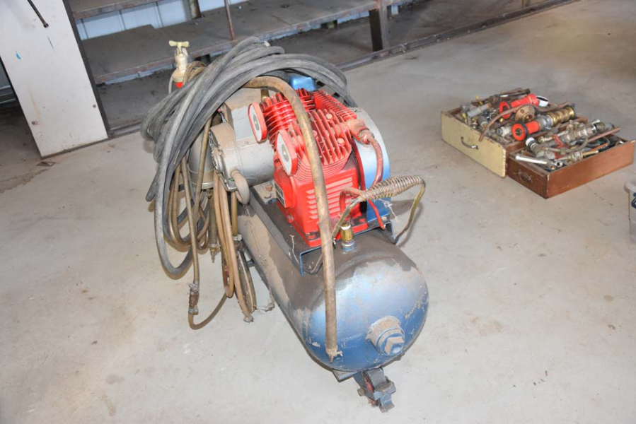 Lot 258 - Clissby Air Compressor | AuctionsPlus