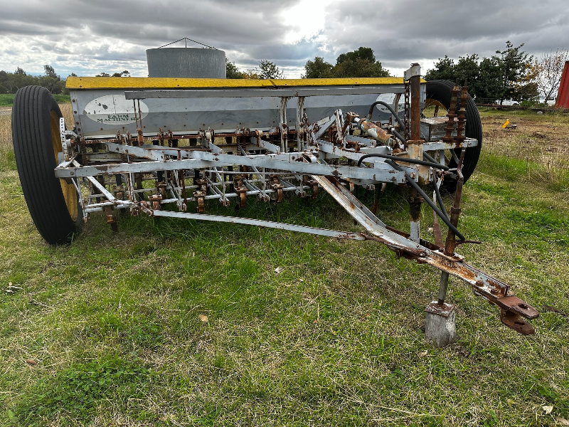 Lot 79 - John Shearer Combine | AuctionsPlus