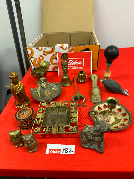 Lot 182 - Assorted Items | AuctionsPlus