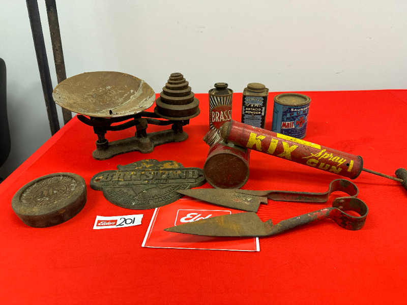 Lot 201 - Assorted Items | AuctionsPlus