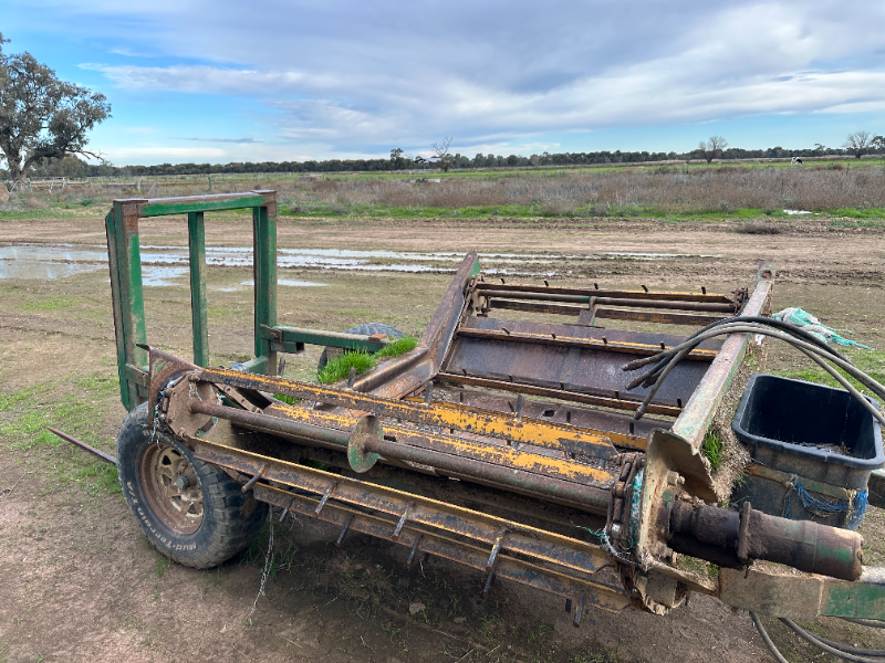 Lot 50 - Feed out Cart | AuctionsPlus