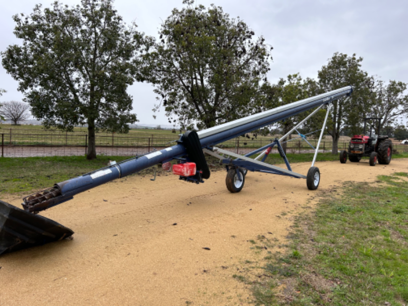 Lot 8 - GrainLine Transportable Auger | AuctionsPlus