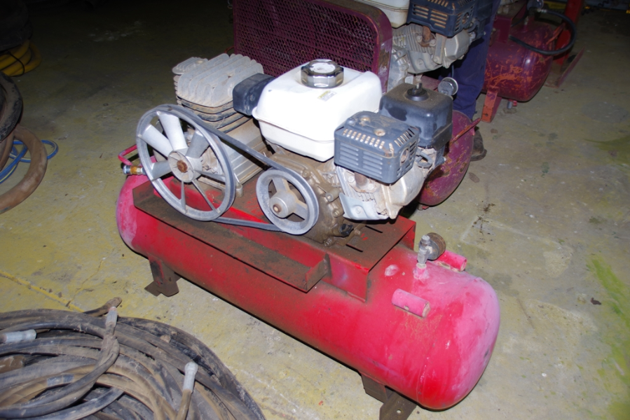 Lot 96 - Toolex air compressor & Honda motor | AuctionsPlus