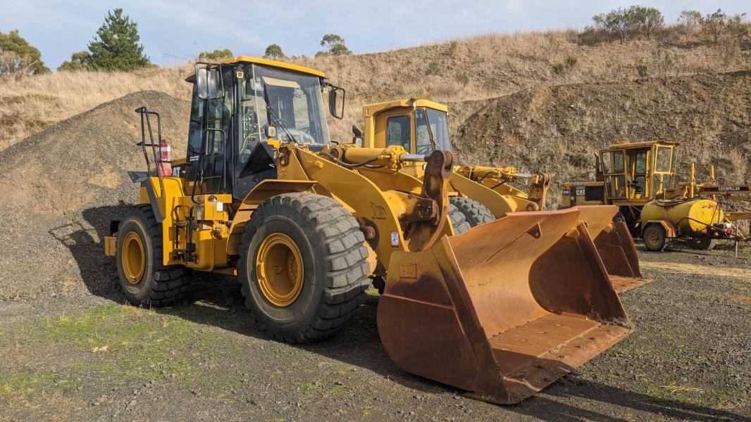 Lot 1 - Caterpillar 950G Series II Wheel Loader | AuctionsPlus