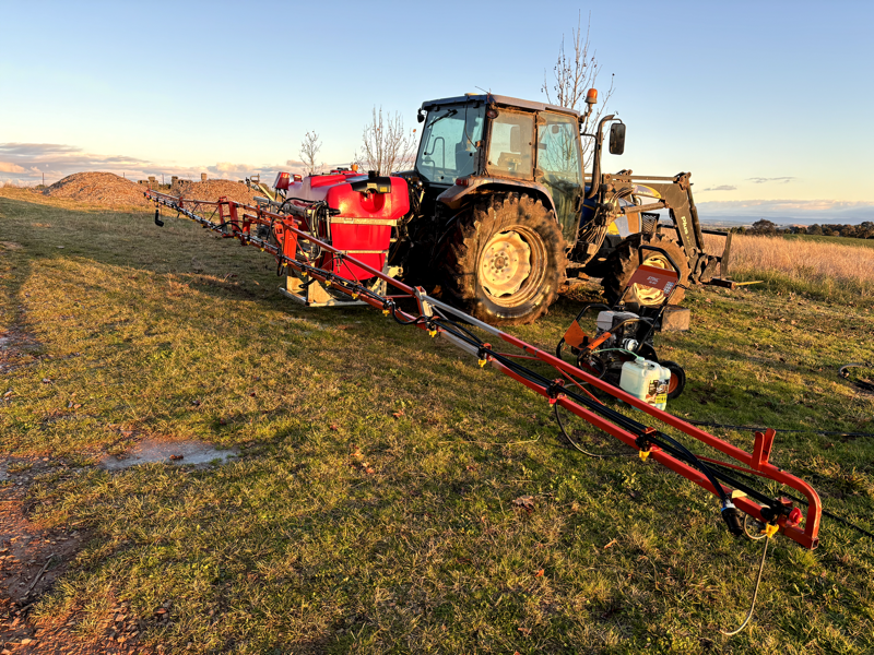 Lot 4 - Silvan Boom Spray | AuctionsPlus