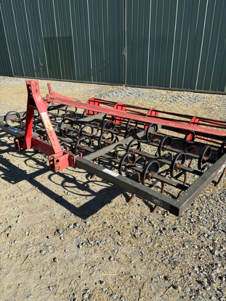 Lot 16 - 3 point link Scarifier | AuctionsPlus