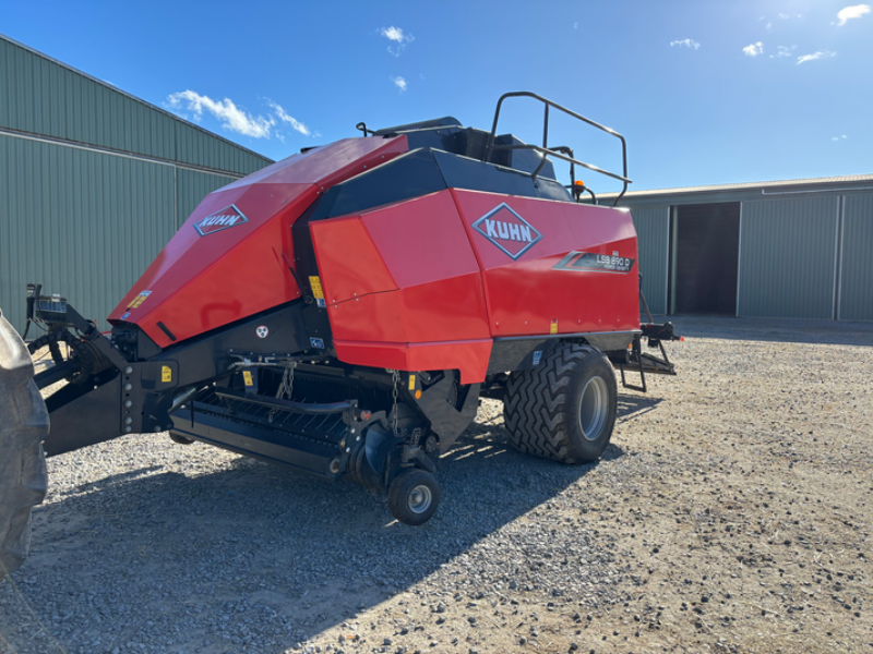 Lot 3 - KUHN LSB 890D | AuctionsPlus