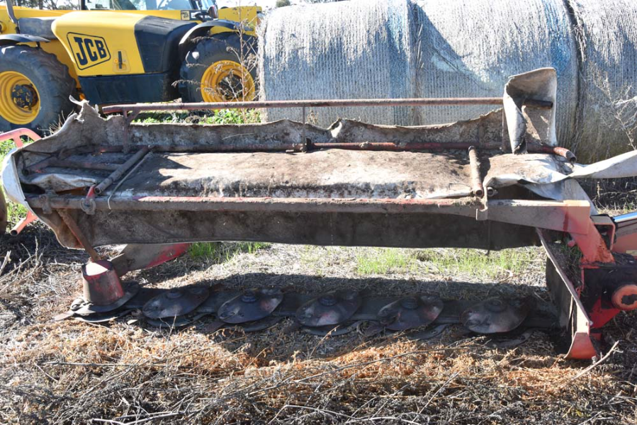 Lot 26 - Lely 6 Disc Mower | AuctionsPlus