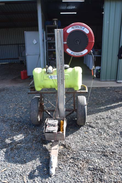 Lot 10 - 100Lt Weed Control Spray Tank with Retractable Hose Reel & 12v ...